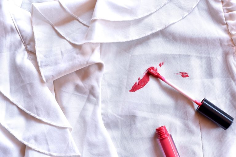 Makeup Stains Driving You Crazy? Here’s the Ultimate Guide to Erasing ...
